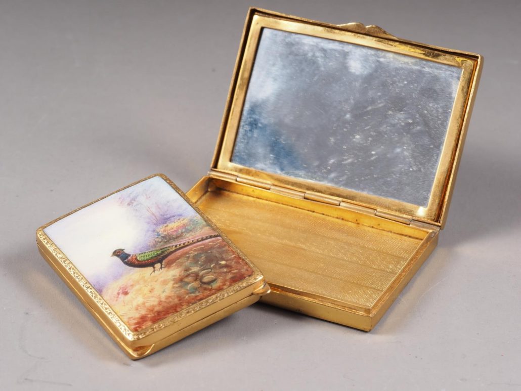 Jones & Jacob | Fine Art Auctioneers & Valuers